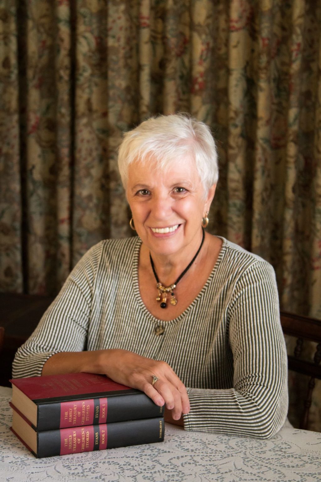 The Crystal Beads, Lalka’s Journey | Book Spotlight